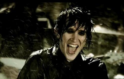 Entrevista: a Shawn Milke de Alesana - Eyescream All Access