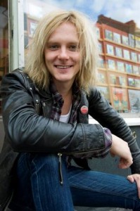 Jonne Aaron de NEGATIVE aún en el hospital - Eyescream All Access